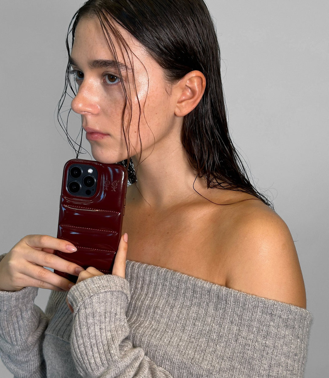 THE PUFFER CASE® - DARK CHERRY – Urban Sophistication
